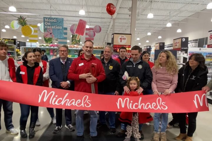Michaels Craft Store Opens in Yorktown - River Journal Online - News ...